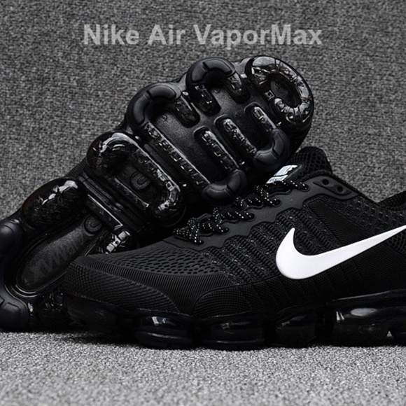 Nike | Shoes | Nike Air Vapormax Air Max 28 Mens Running Train | Poshmark